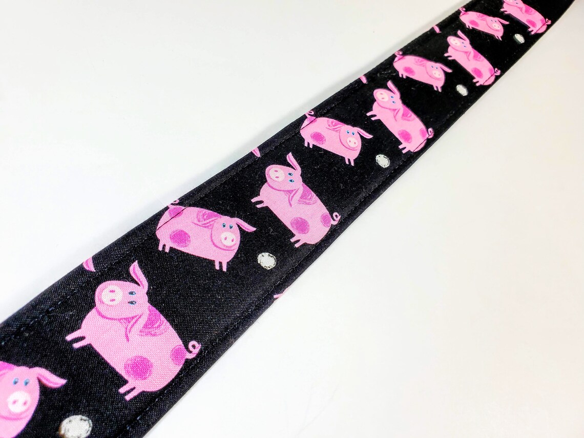 Cute Pig Guitar Strap Pigs on Black pig Guitar Strap - Etsy