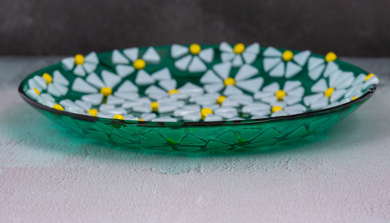 Daisy Flower Fused Glass Bowl. Daisy Dish. Floral Art - Etsy UK