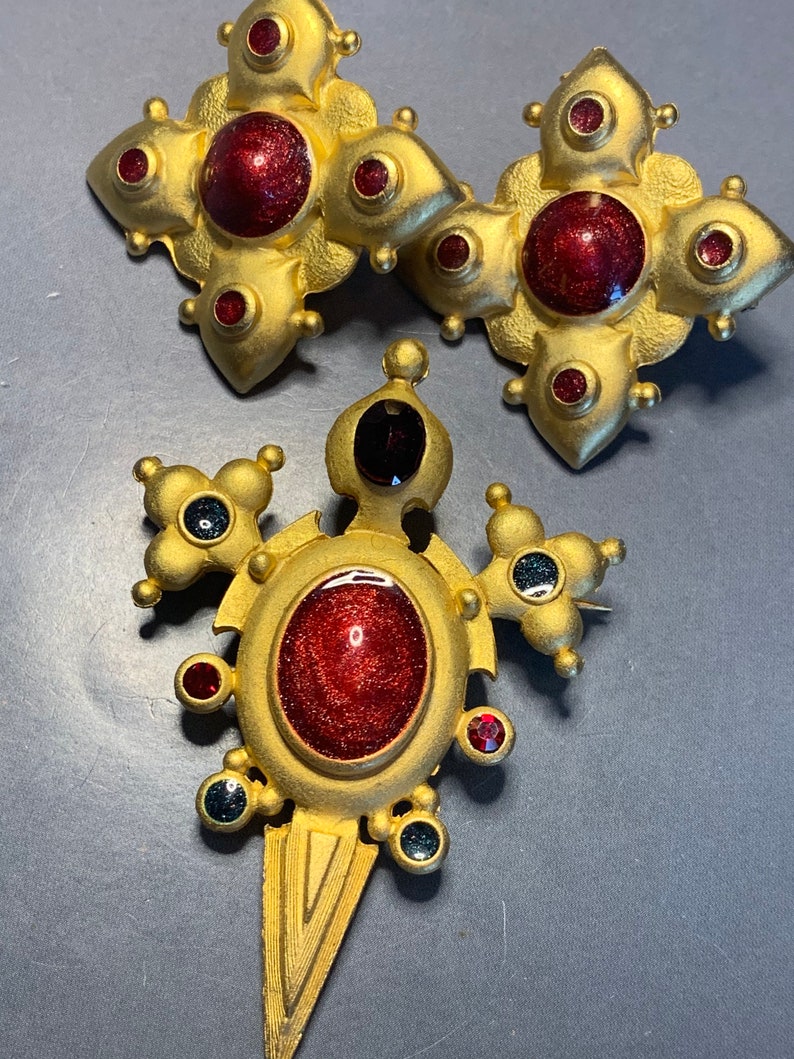 FRENCH 1980s DEMI PARURE Matte Gold Ruby Red Enamel Purple - Etsy