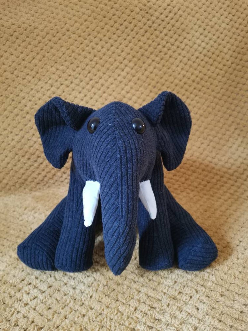 Memory Elephant | Etsy