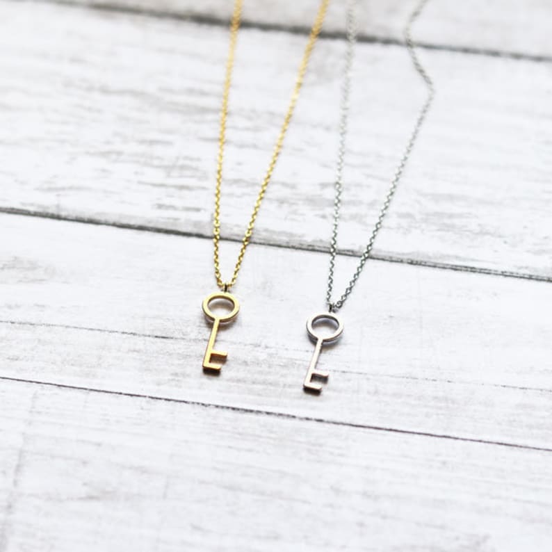 Key Necklace Dainty Key Necklace Key Pendant Necklace - Etsy