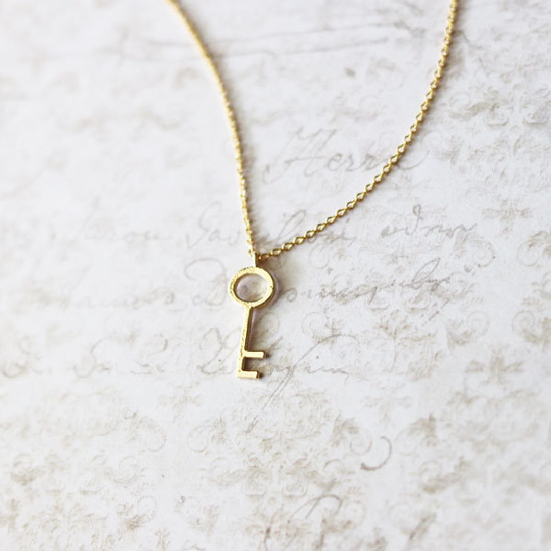 Key Necklace Dainty Key Necklace Key Pendant Necklace - Etsy