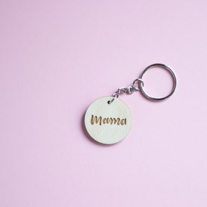 Mama Keychain Modern Mama Wooden Keychain Engraved Keychain for Moms ...