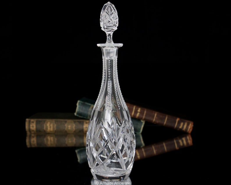 Small Crystal DECANTER Classic Cut Pattern - Etsy