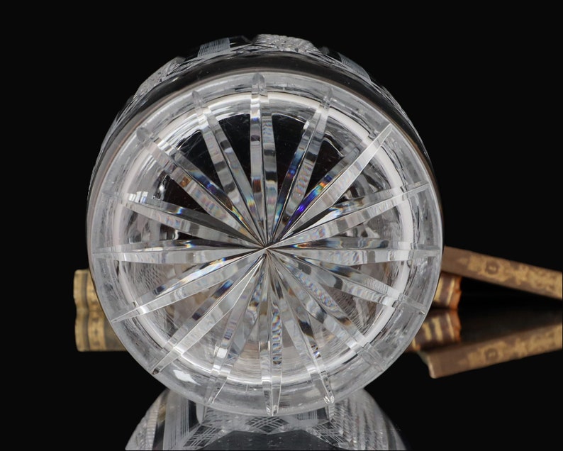 XL Large CRYSTAL VASE With Elaborate Cuts - Etsy