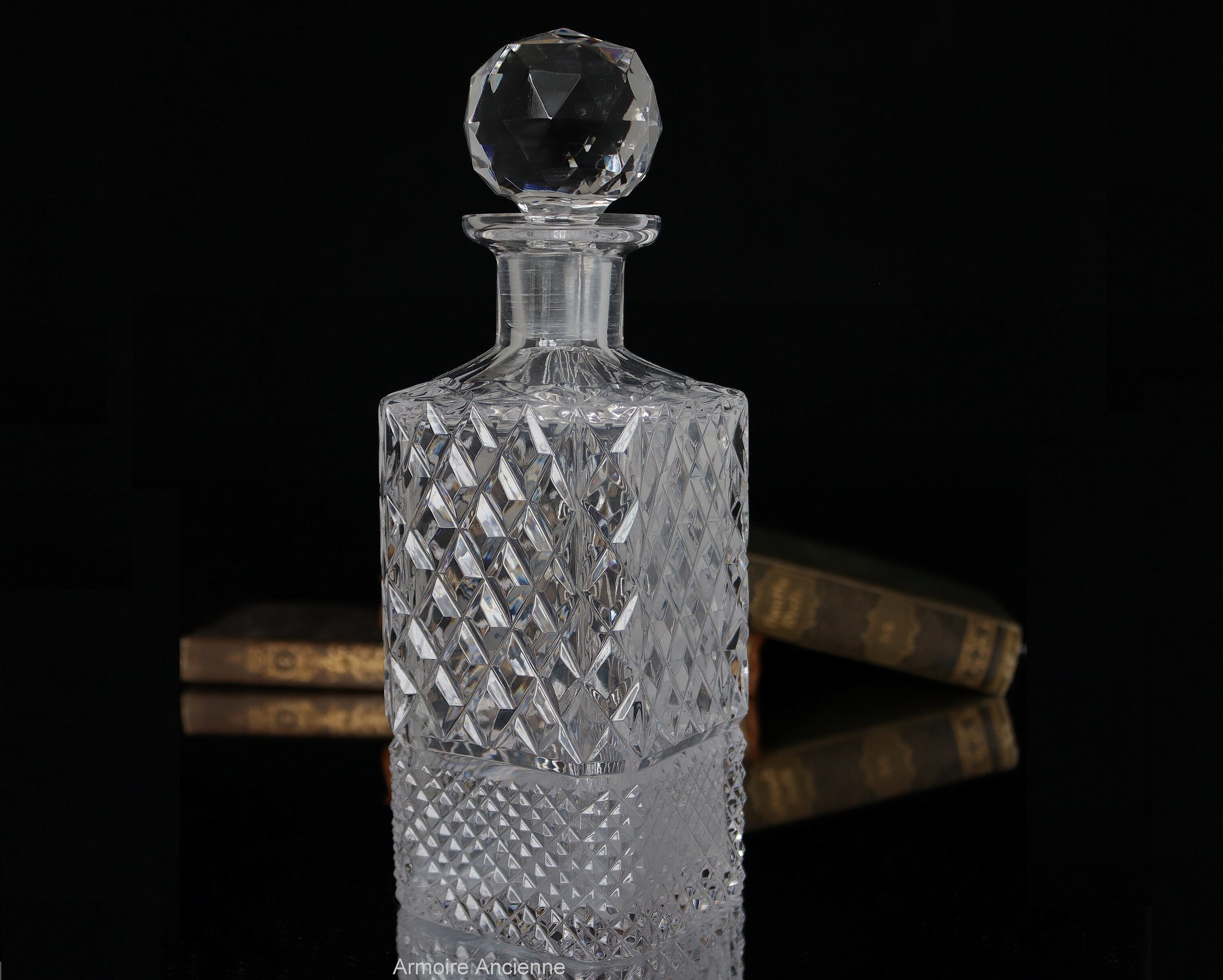 CRYSTAL DECANTER, Diamond Cut - Etsy