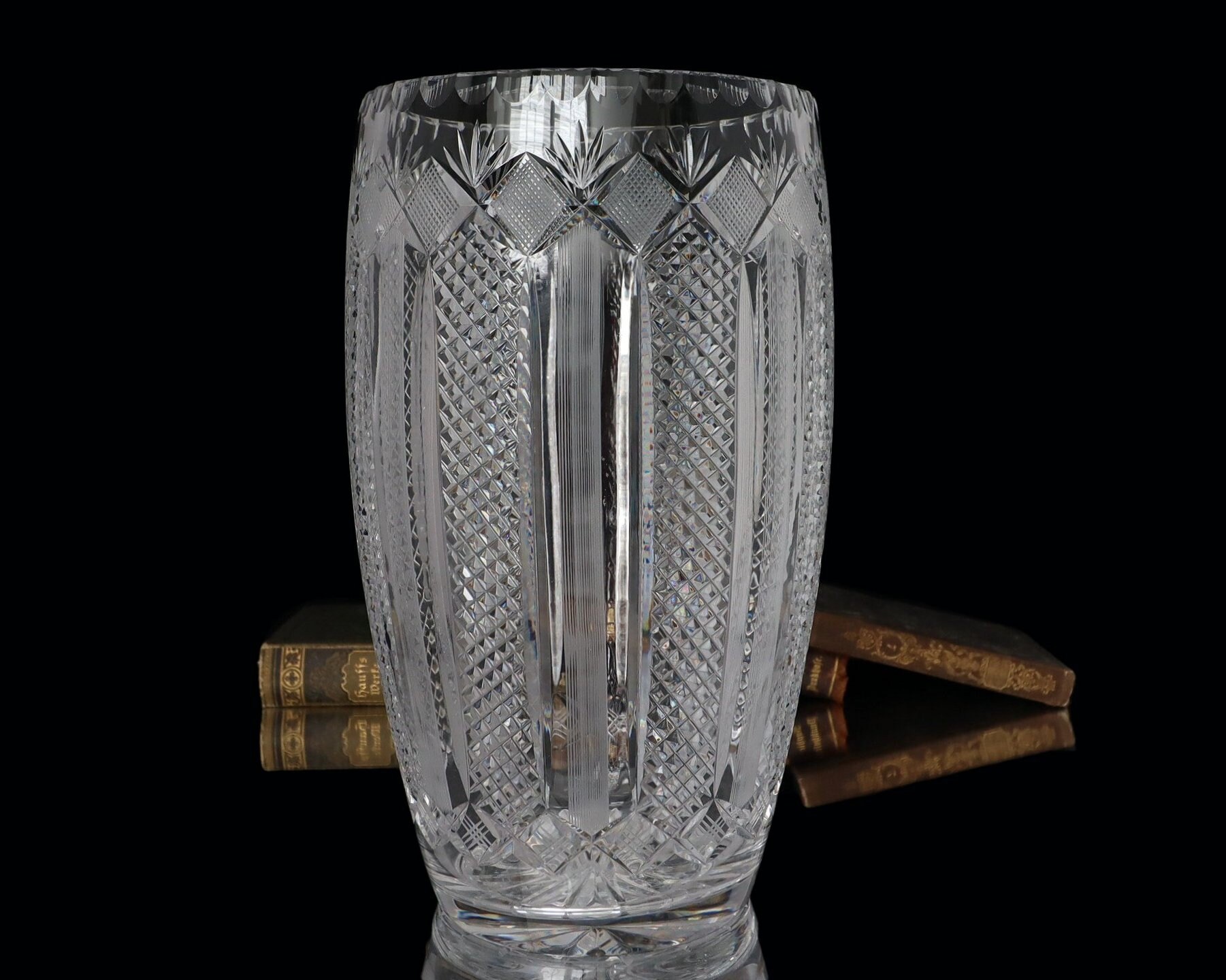 XL Large CRYSTAL VASE With Elaborate Cuts - Etsy