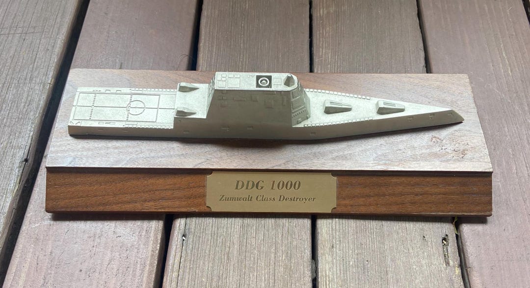 Zumwalt Class Destroyer DDG 1000 Model Ship Desk Trophy Award ...