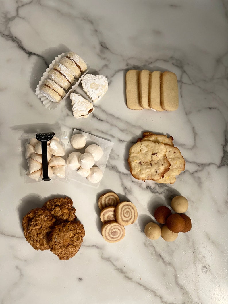 Assorted Cookie Box - Etsy