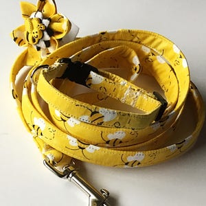 Yellow Bumble Bee Collar With Matching Bow Tie for Dogs or Cats in ...