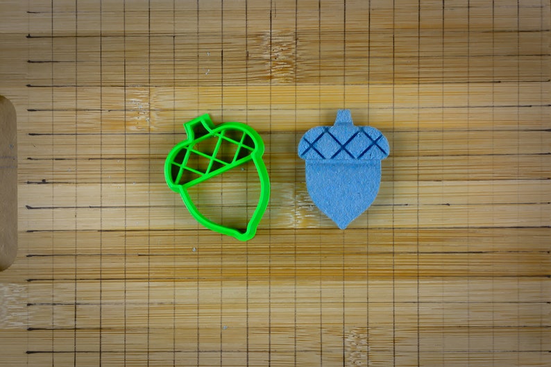 Acorn - Oaknut - Nut of Oak Tree - Forest Nut - Cookie Cutter Multi ...