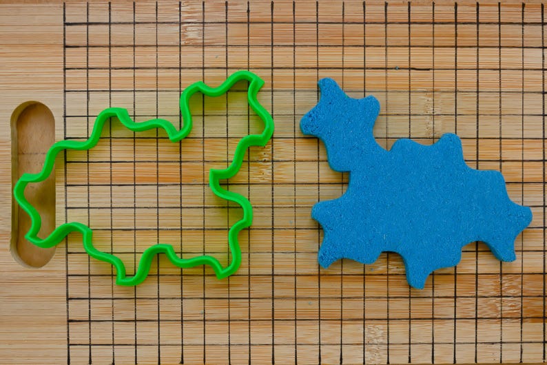 Spectre Einstein Tile Cookie Cutter 3 - Vampire Dog - Non Repeating ...
