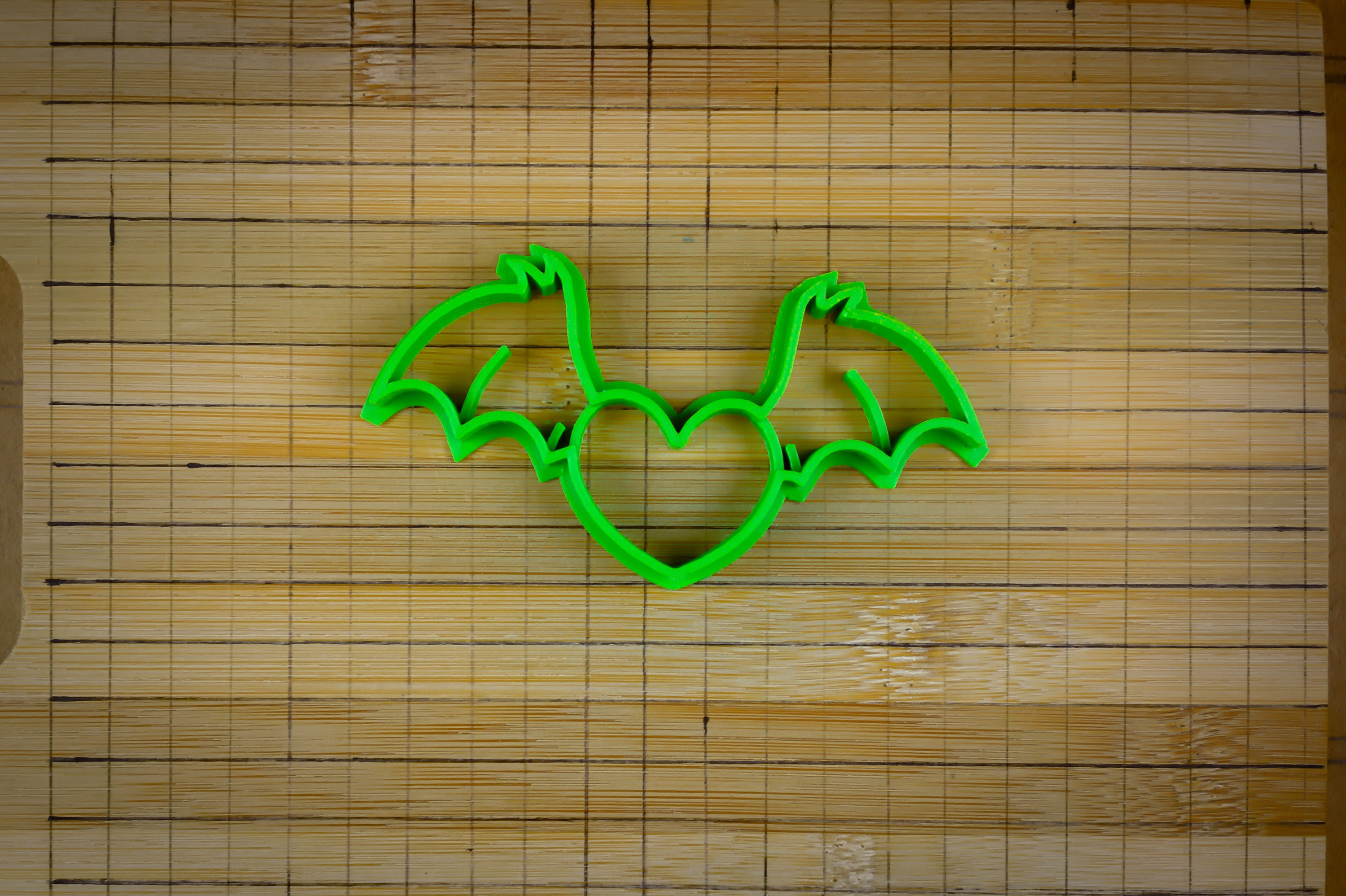 Bat Heart Love Bat Flying Heart Bat Halloween Gift | Etsy