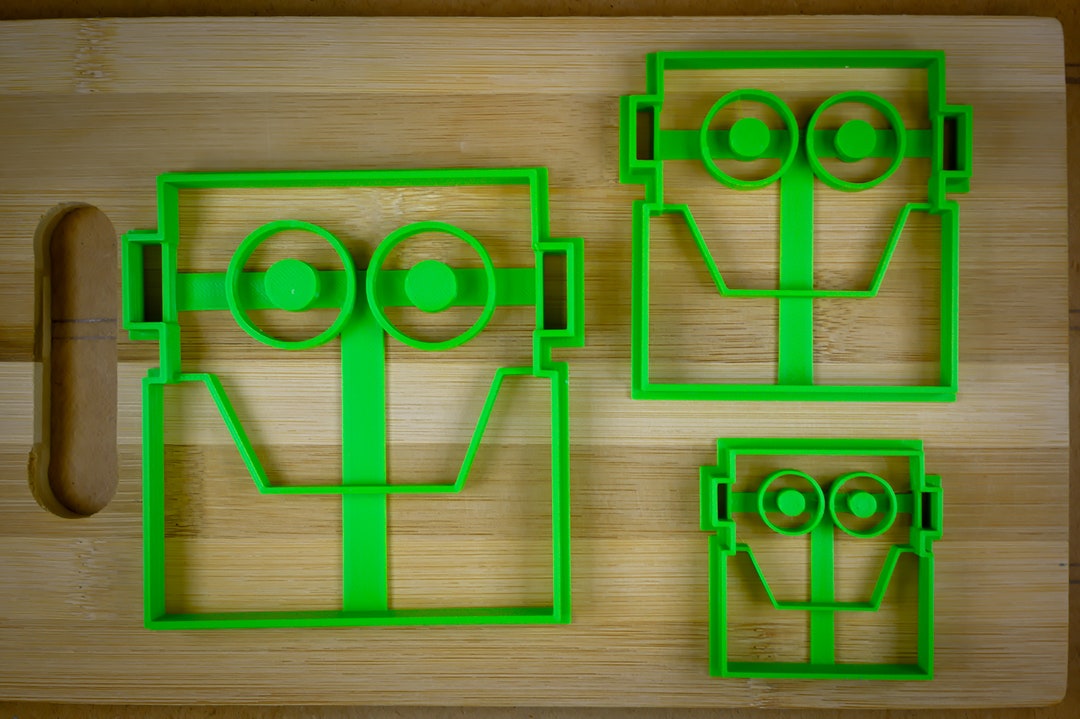 Happy Robot Face - Smiling Robot - Cute Robot - Humanoid Machine ...