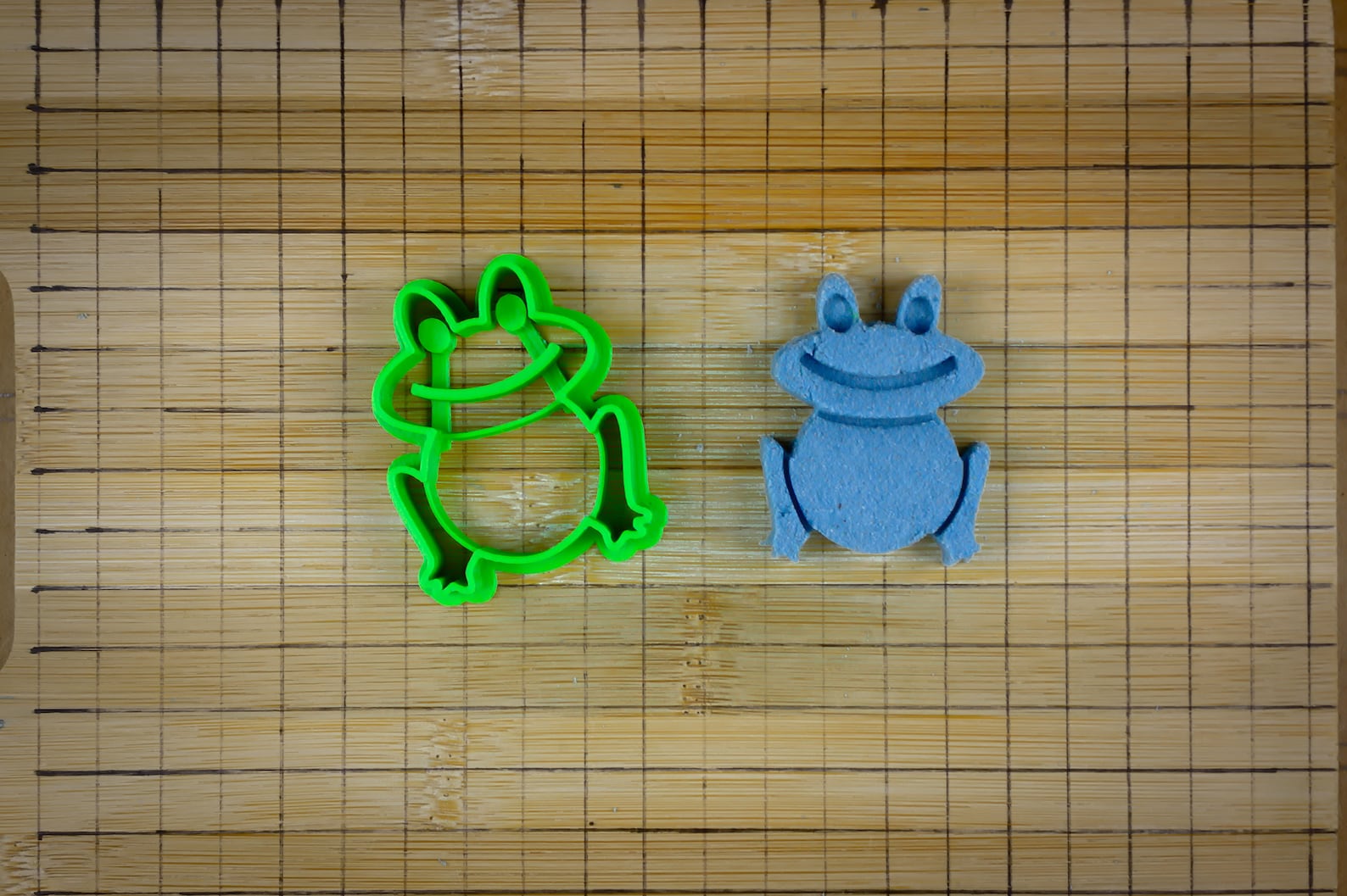 Cute Frog Green happy frog Smiling frog Cookie cutter | Etsy