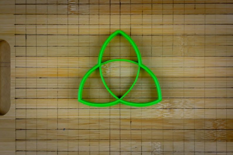 Trinity Triquetra Trefoil Knot Three Overlapping Vesica - Etsy
