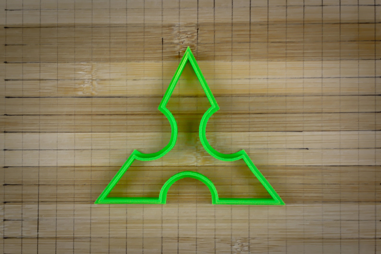 Ninja Star 1 - Three Point Throwing Star - Shuriken - Cookie Cutter ...