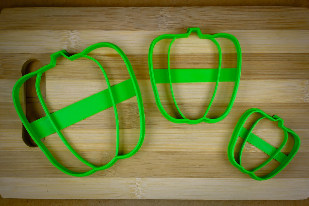 Bell Pepper - Capsicum - Sweet Pepper - Green Peppers - Red Peppers ...