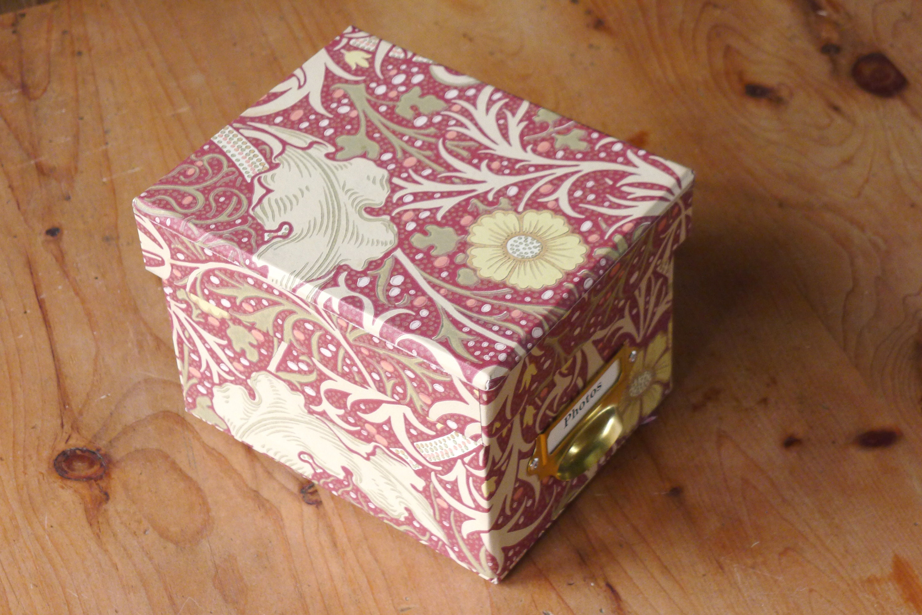 William Morris Photo Box Square in Seaweed Russet Design 6x4 - Etsy UK
