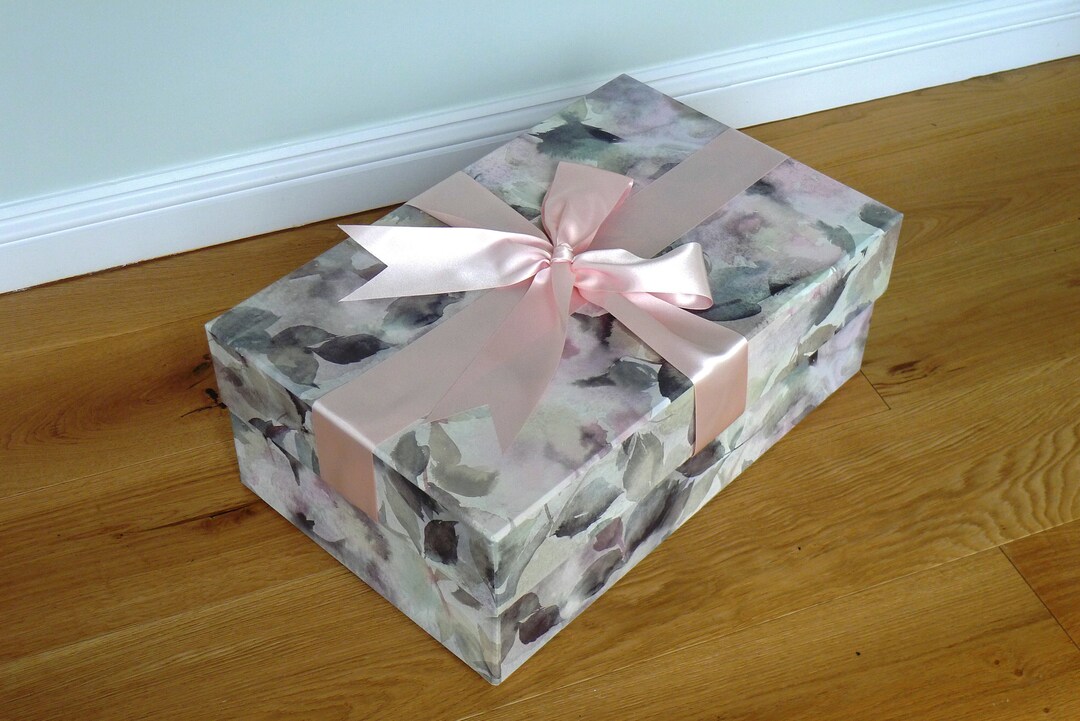 Bridesmaid Dress Box in English Floral Designs | Bridesmaid Gift Box ...