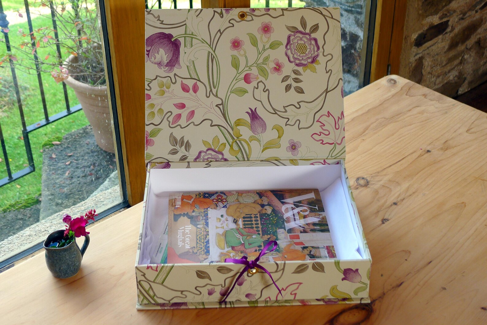 William Morris Box File: Handmade A4 Office Storage - Mary Isobel ...
