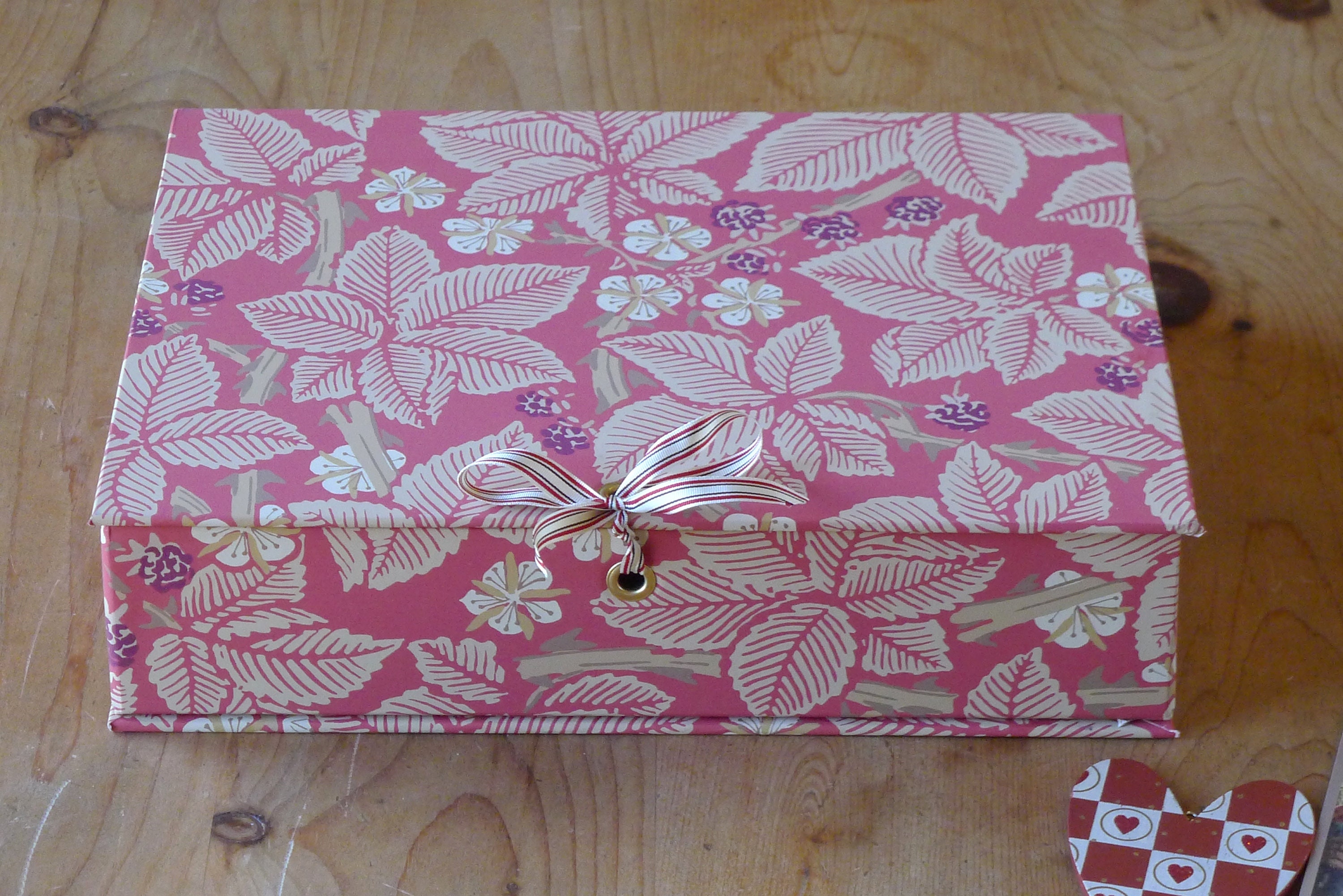 William Morris Box File in Bramble Designs - (A4) Office Collection ...