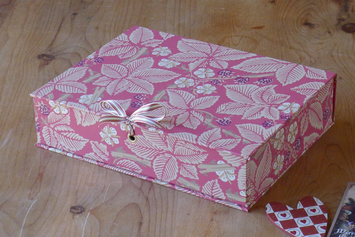 William Morris Box File in Bramble Claret A4 Office - Etsy