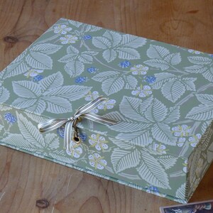 William Morris Box File in Bramble Designs - (A4) Office Collection ...