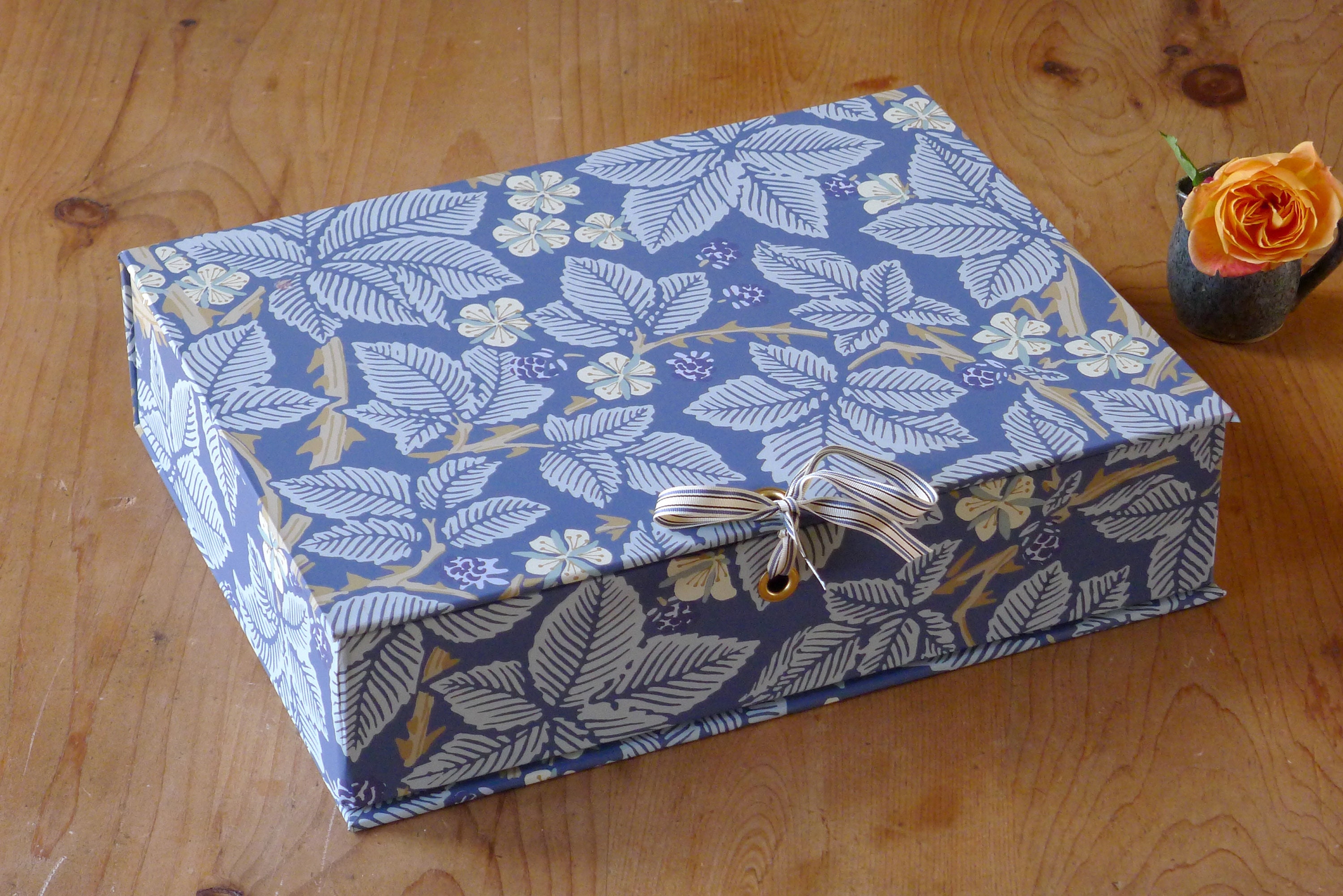 William Morris Box File in Bramble Blue - (A4) Office Collection ...