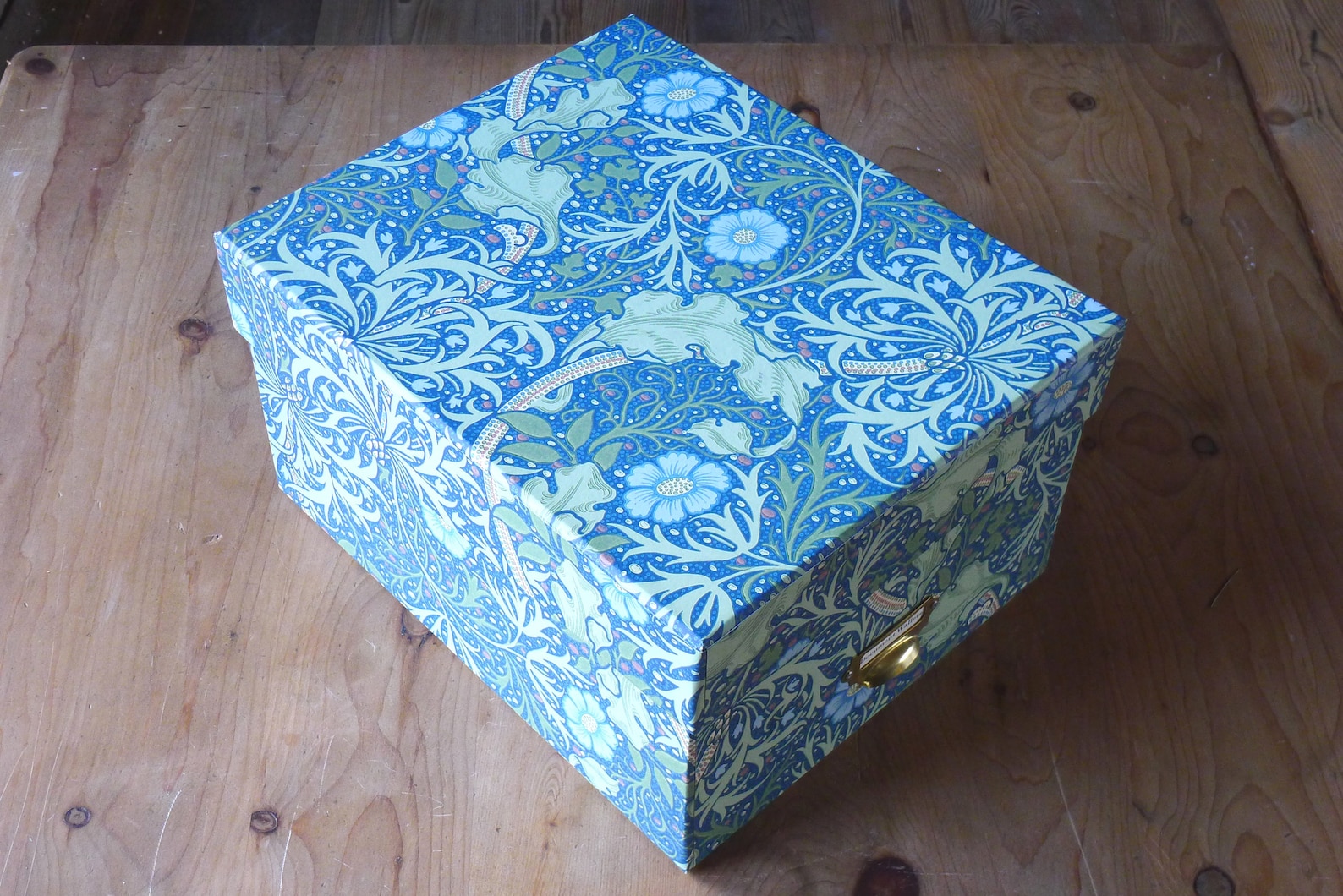 William Morris Document Wallet Box in Seaweed Design | Etsy