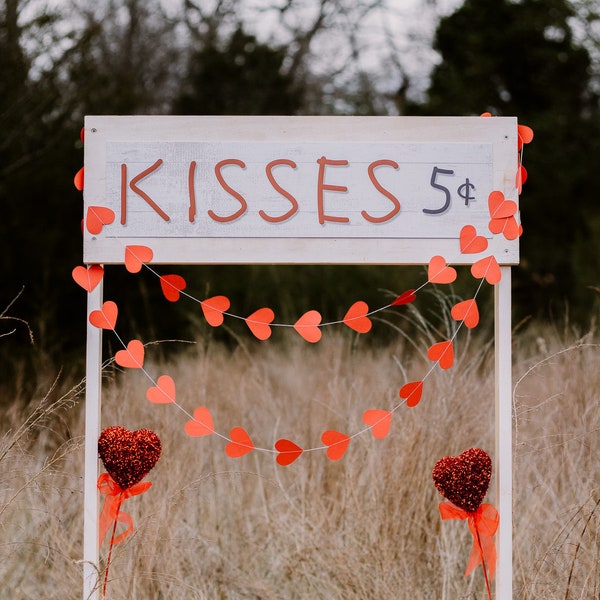 Kissing Booth Sign - Etsy