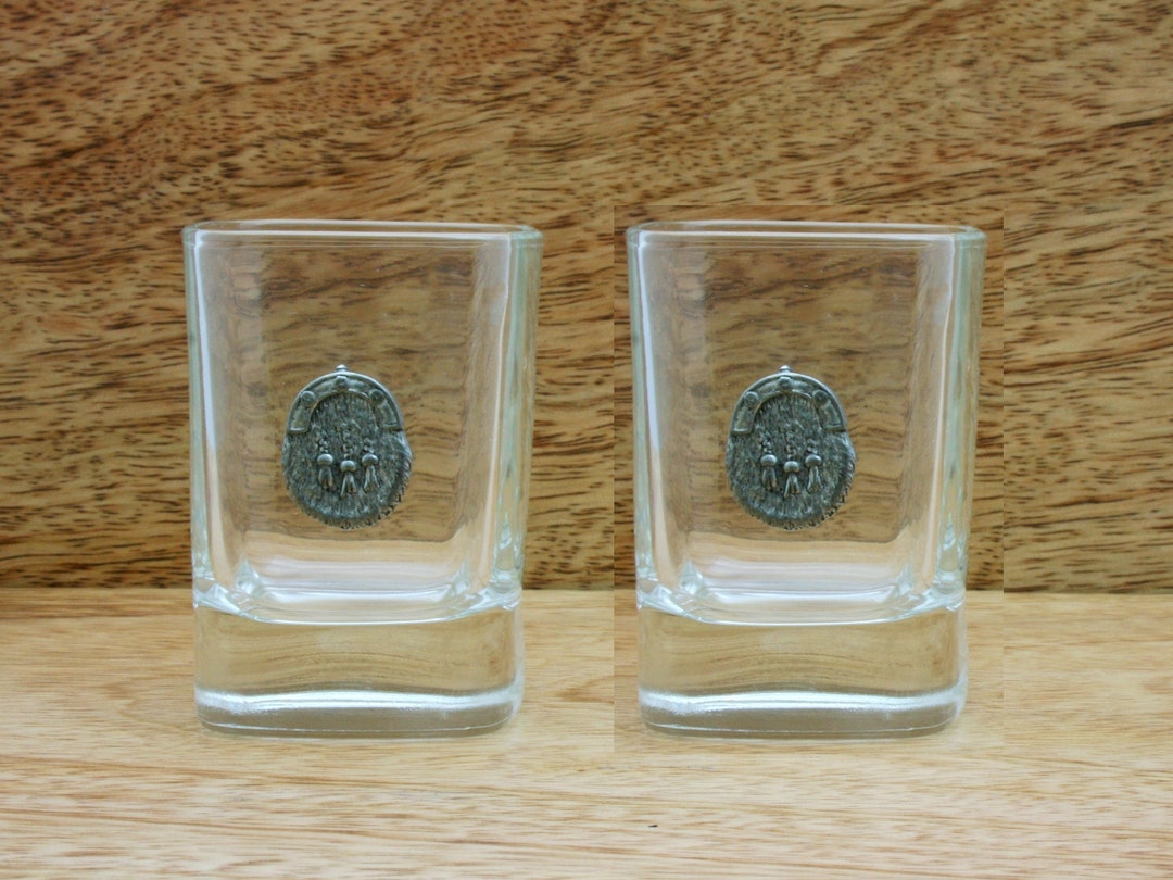 Shakespeare Pair of Spirit Shot Glasses 50ml Macbeth Quill Father's Day ...