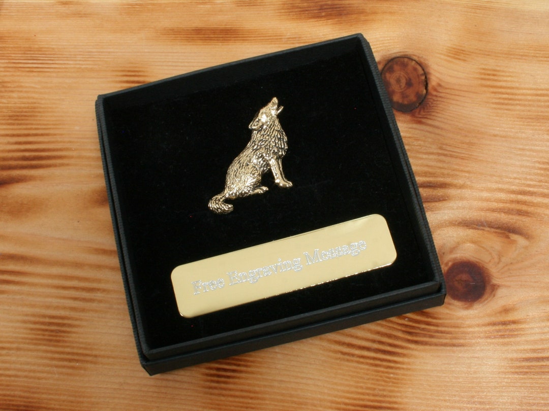 Coyote Dog Howling Gold Plated Pin Lapel Badge Hunting Father's Day ...