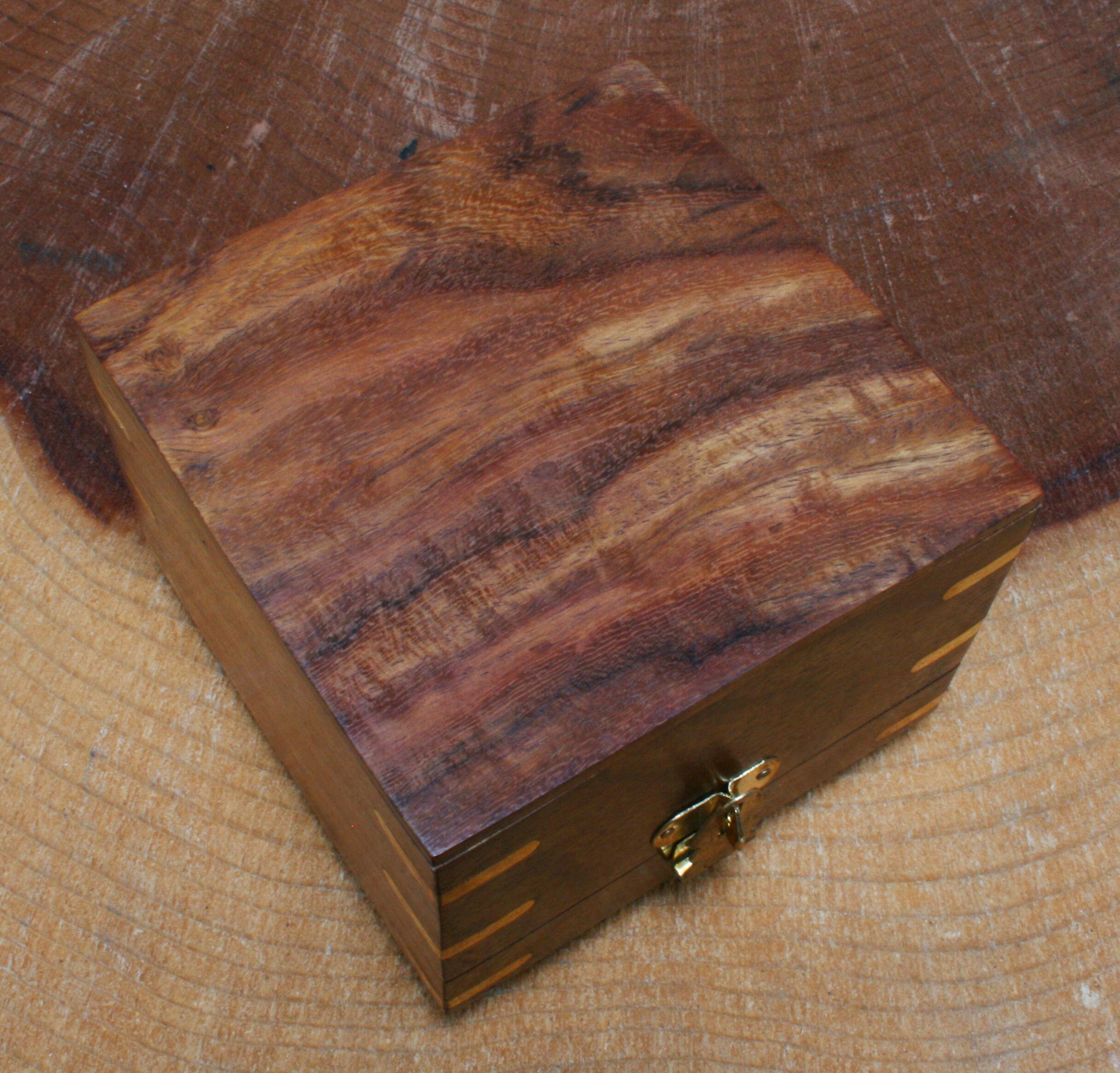 Cornwall Wooden Money Box Chest With FREE Engraving Gift 440 Home ...