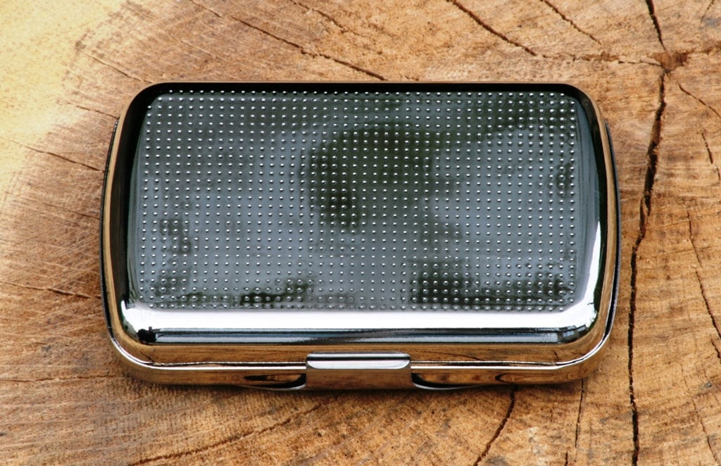 Giraffe Hand Rolling Tobacco Cigarette Tin Safari Nature FREE - Etsy