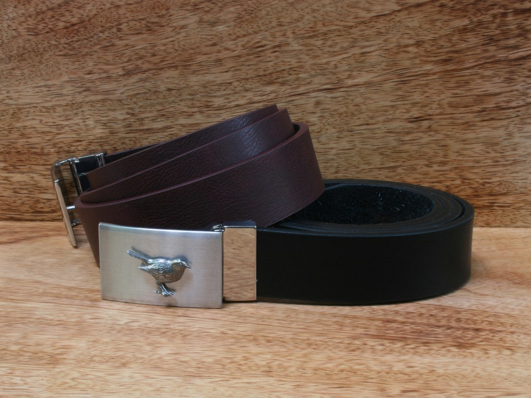 British Birds Adjustable Leather Belt and Buckle Set in a Birthday Gift ...