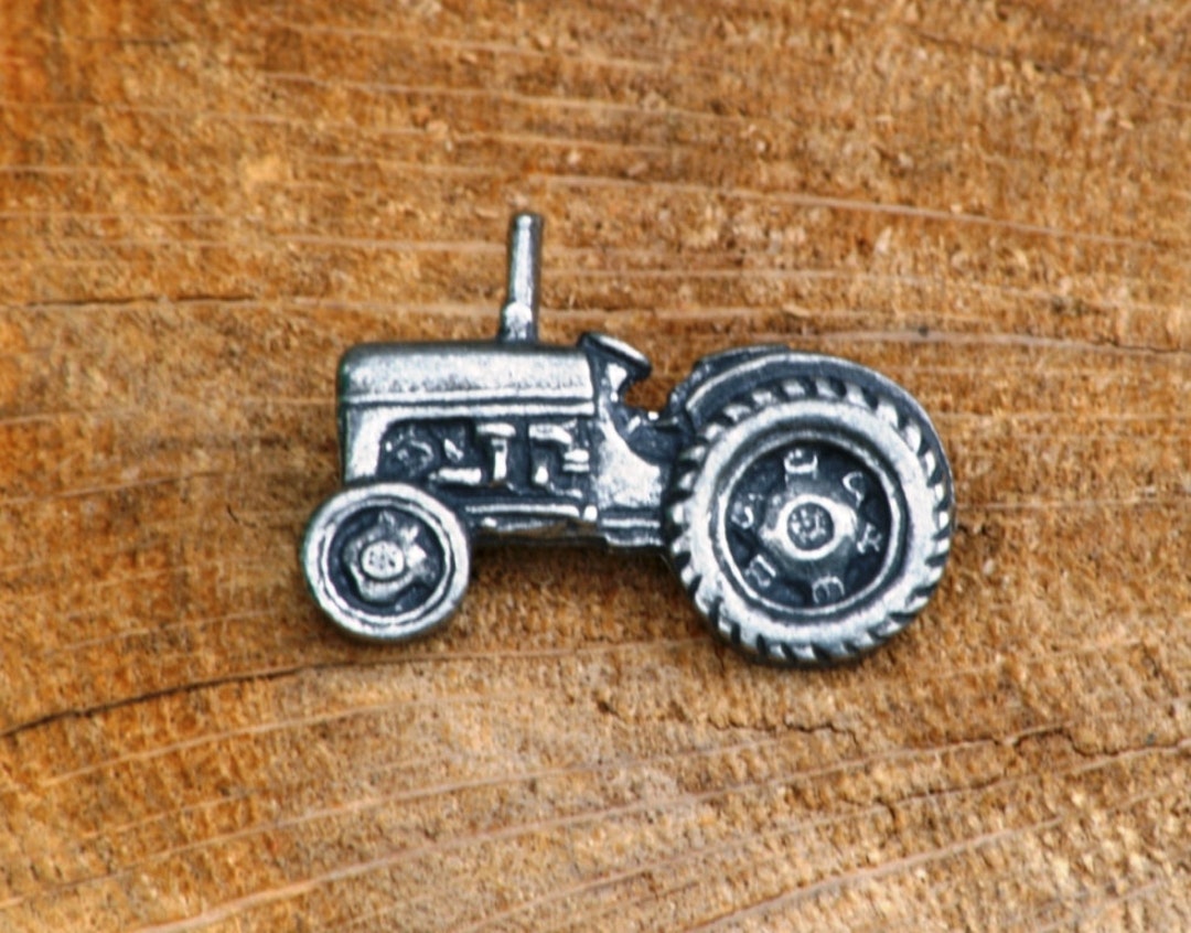 Tractor Pin Brooch Badge Pewter Vintage TE20 Father's Day Gift 375 Pm ...