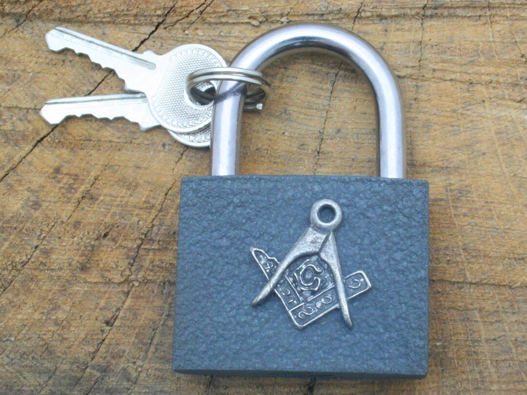 Masonic and Templar Padlock Love Lock Wedding Anniversary Couple Bridge ...