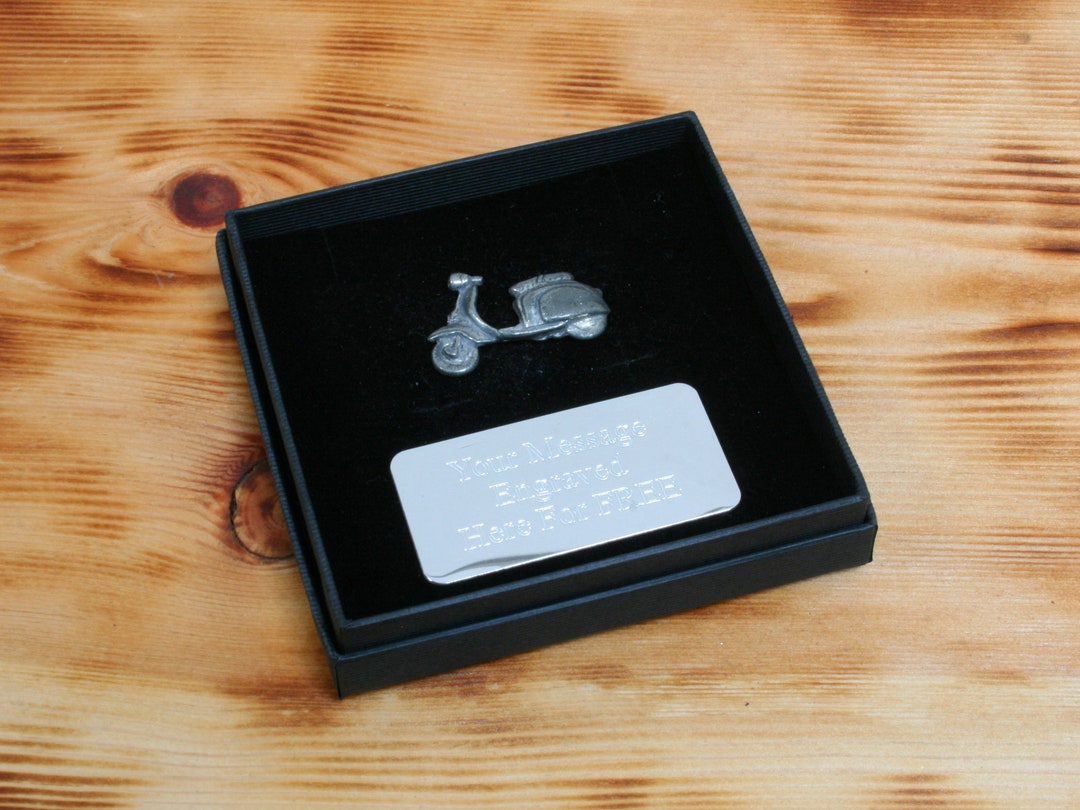 Mods & Punks Pin Lapel Badge or Magnet in Personalised Father's Day ...