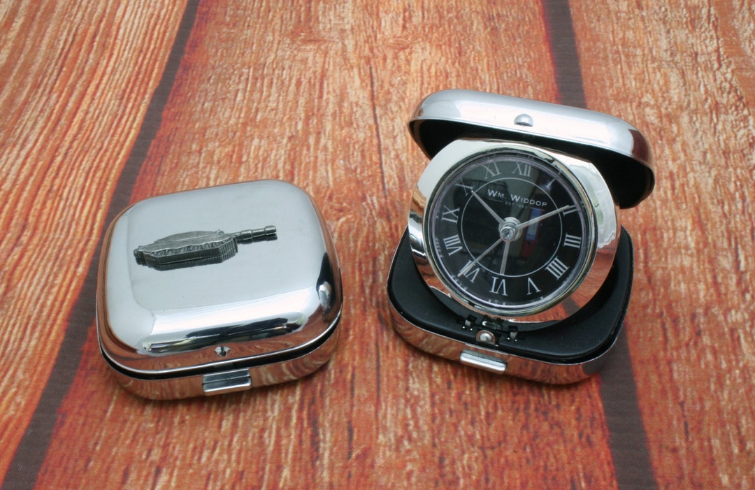 Army Tanks Flip up Alarm Clock Portable Quartz Movement Panzer Sherman ...