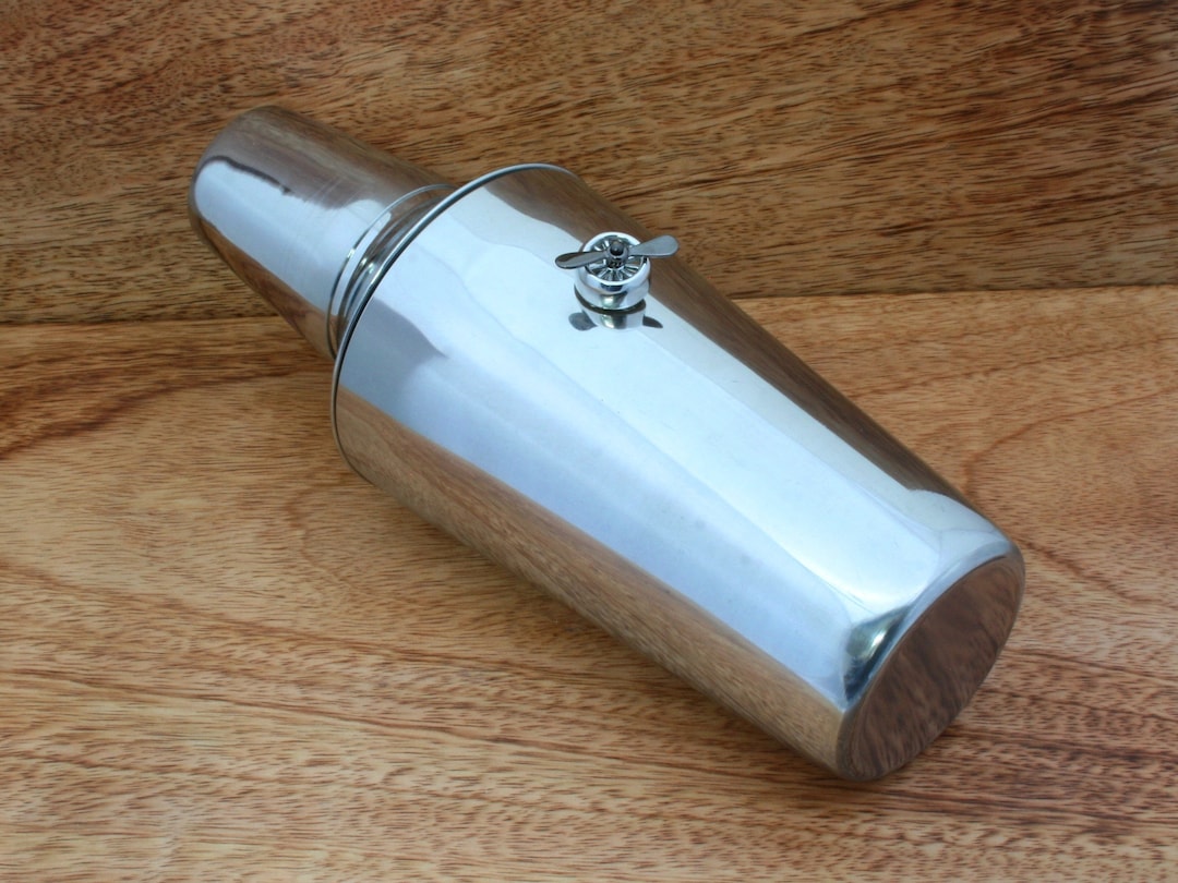 Helicopters & Rotors Cocktail Shaker Mixer With Built in Strainer ...