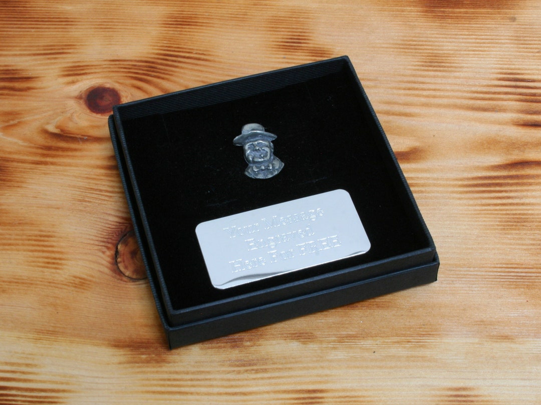 Historical Figures Pin Lapel Badge or Magnet in Personalised Gift Box ...