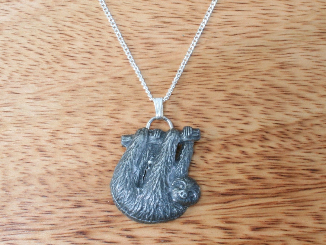 Exotic Animals Necklace and Pewter Pendant Ladies Chain in Soft Pouch ...