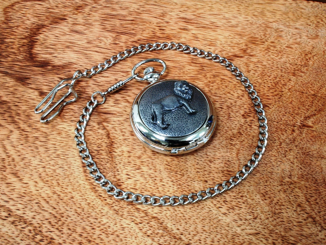 Safari Animals Pocket Watch and Chain Pewter Fronted Quartz ...