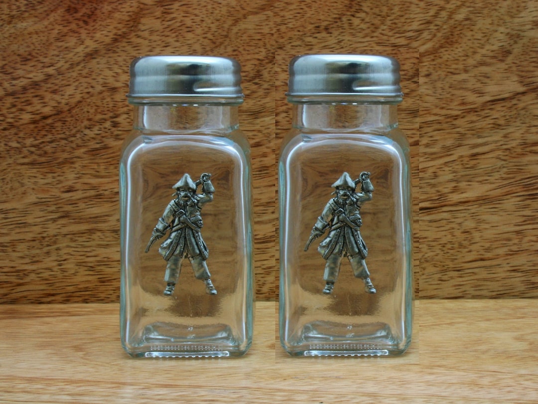 Pirates Glass Salt and Pepper Shakers With Screw Top for Home ...
