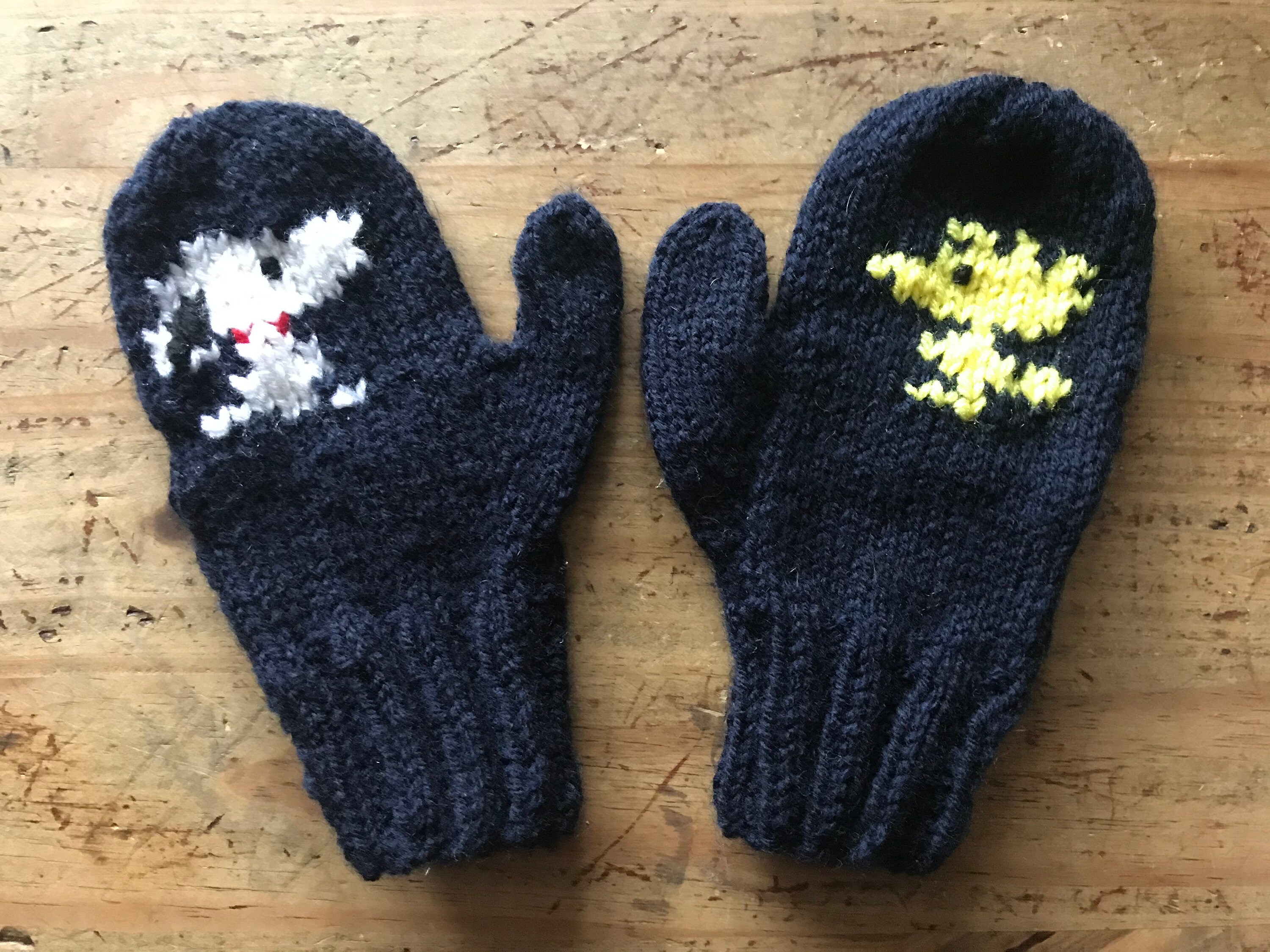 100% Hand Knitted Snoopy Woodstock Full Mittens. Knitted to | Etsy
