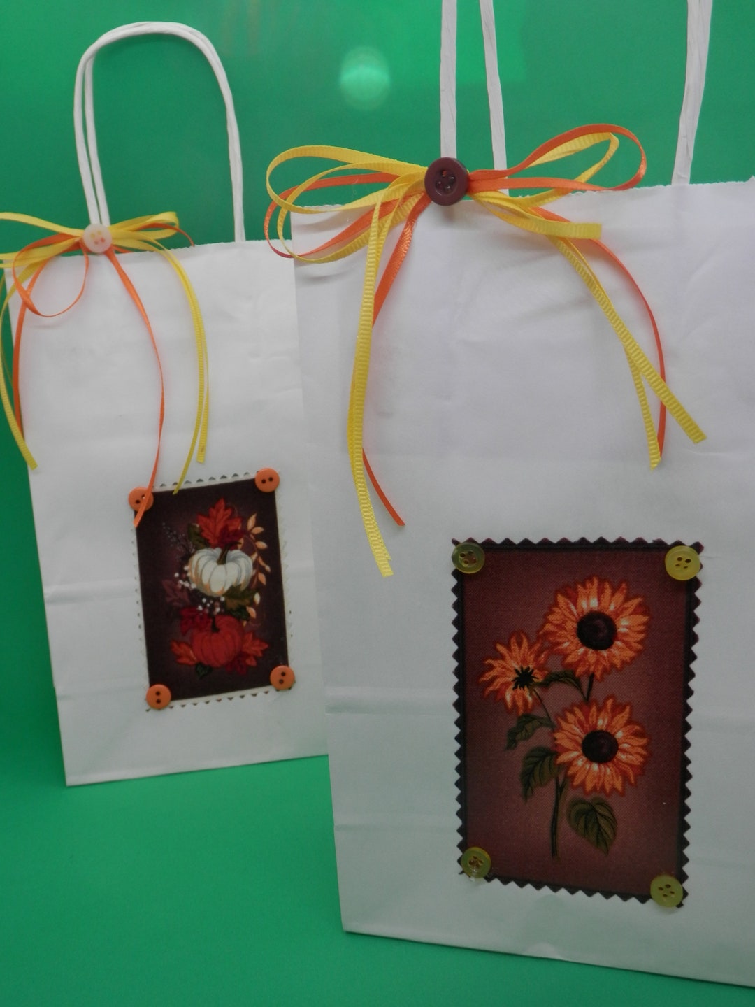 FALL GIFT BAGS Handled Fall Paper Bags Thanksgiving Gift - Etsy