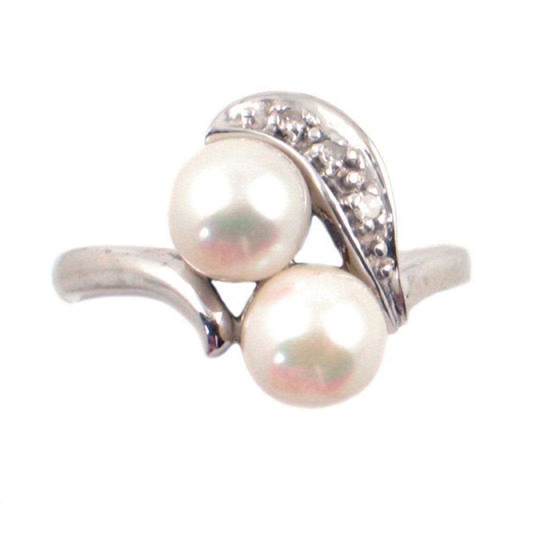 Classic Double Pearl Ring in 10K White Gold Vintage Ring With Two ...