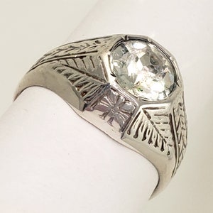 Vintage Mens Sterling Silver and Glass Stone Ring With Decorative ...