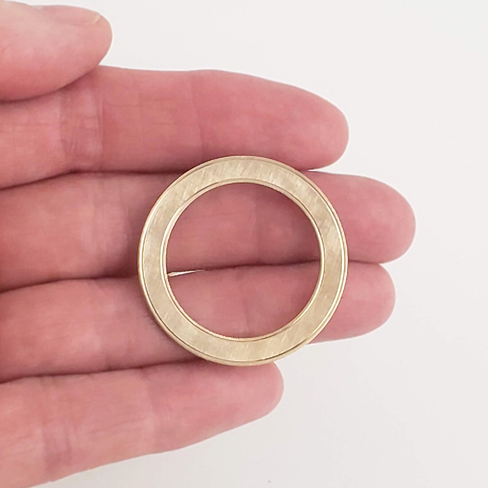 Vintage 14K Gold Circle Brooch With Satin Finish 1.25 - Etsy